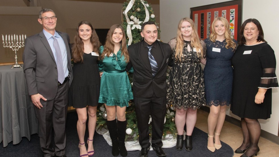 Honoring service in style | Mount Saint Mary College