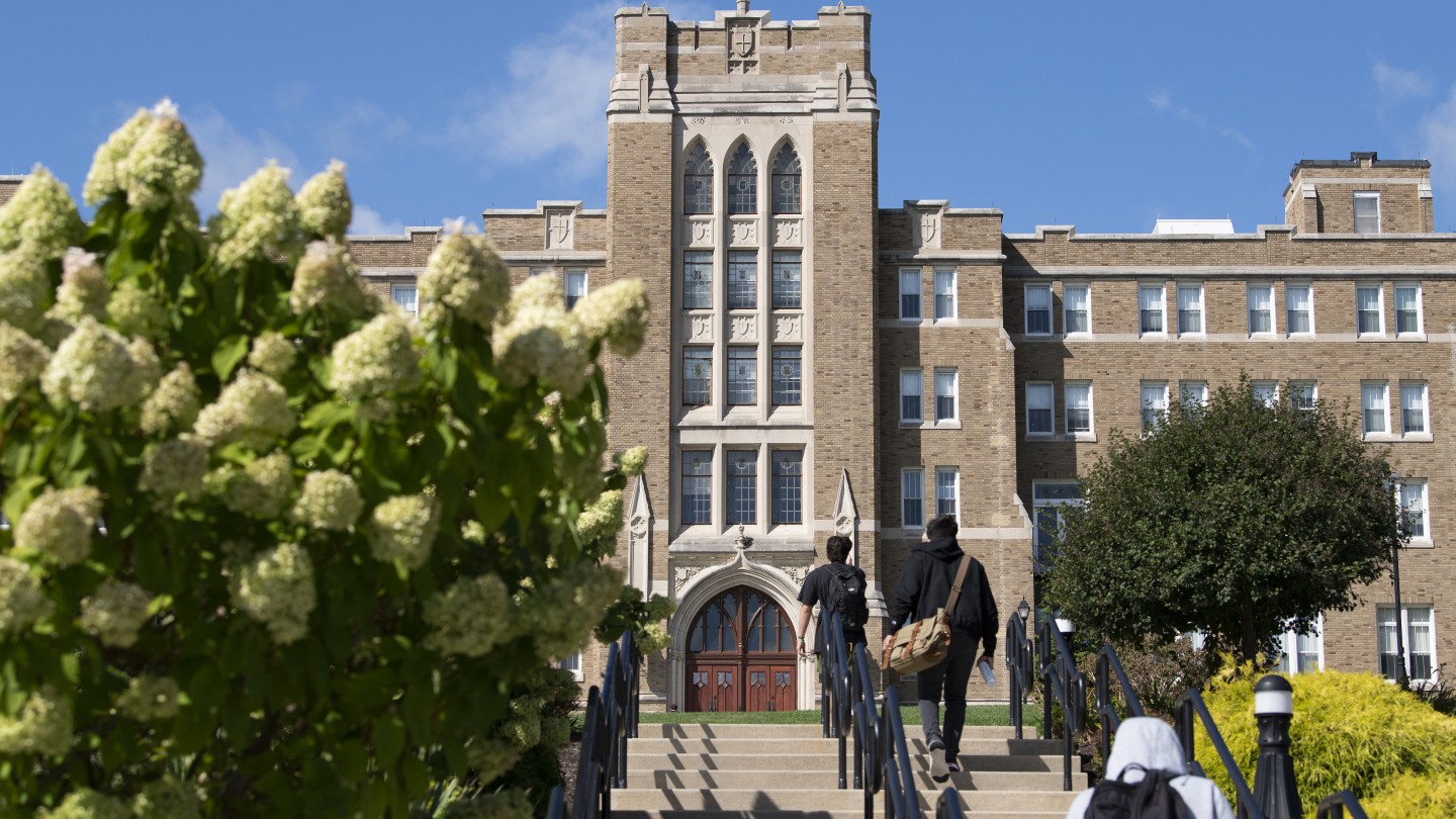 Virtual Tour | Mount Saint Mary College