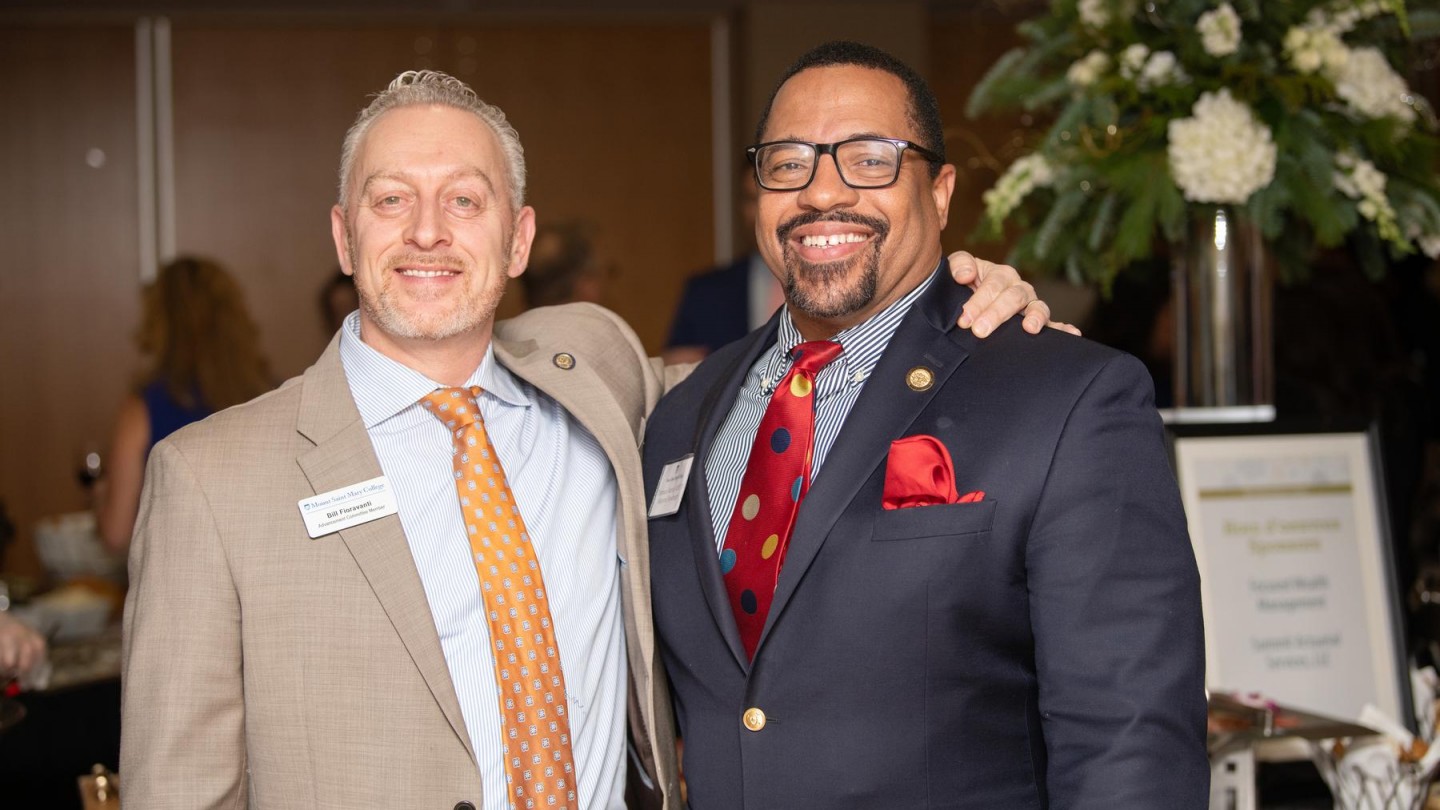 Honoring service in style | Mount Saint Mary College