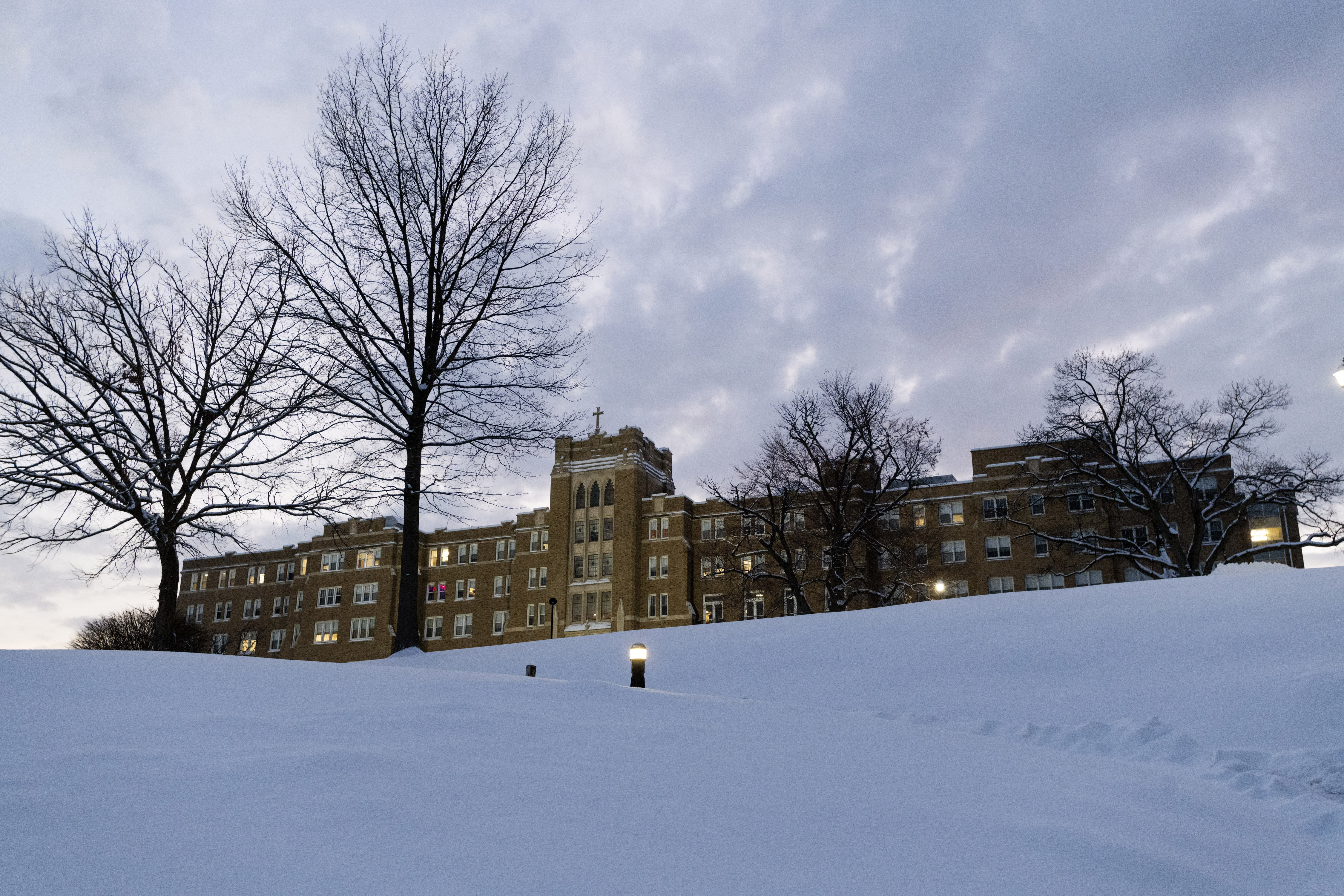 Mount offers Open House on December 4 | Mount Saint Mary College