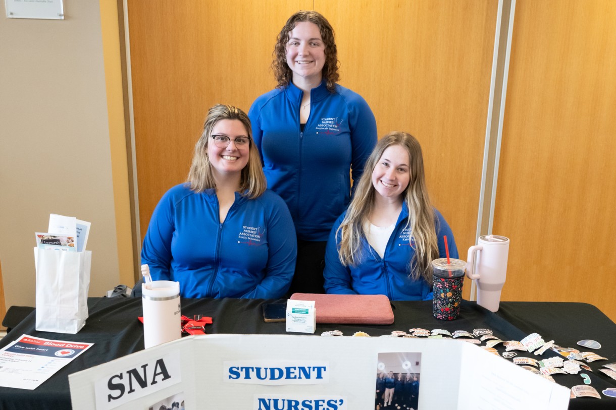 Mount sparks student engagement at Involvement Fair | Mount Saint Mary ...