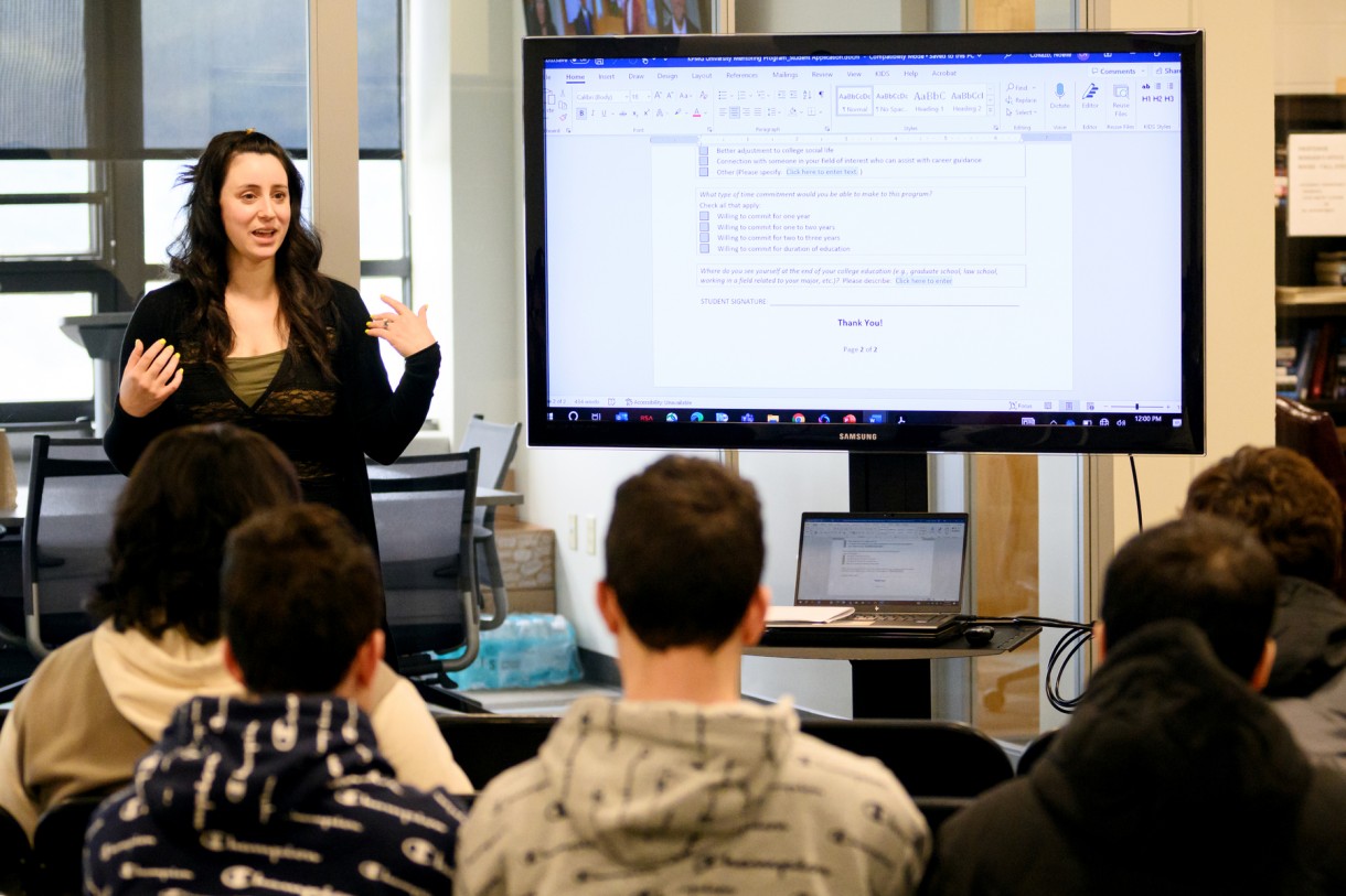 Mount students discover KPMG mentoring program | Mount Saint Mary College