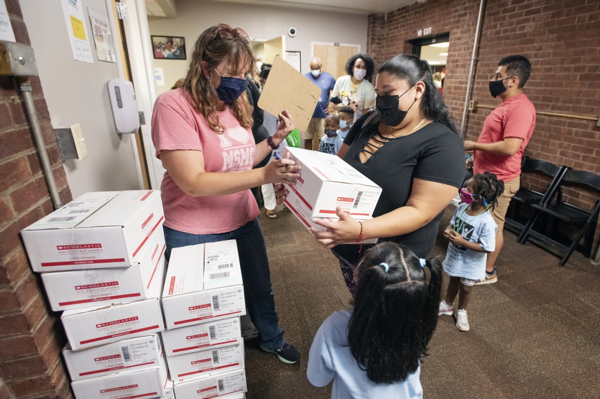 Mount, Newburgh Armory distribute free children’s books | Mount Saint ...