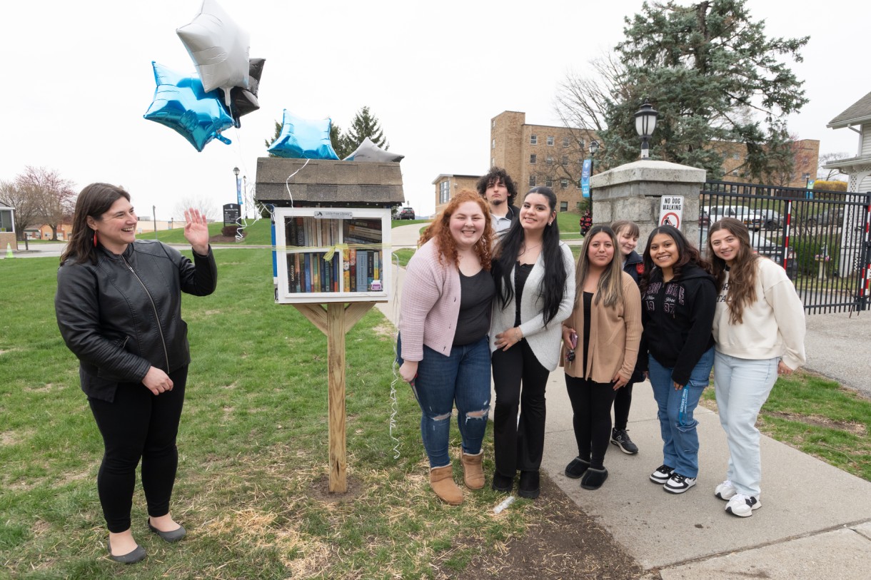 Mount creates ‘Little Free Library’ for the community | Mount Saint ...