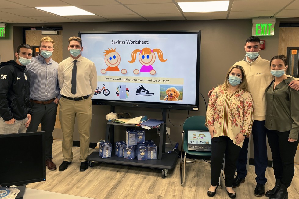 Mount Business students teach finance at Newburgh Armory | Mount Saint ...