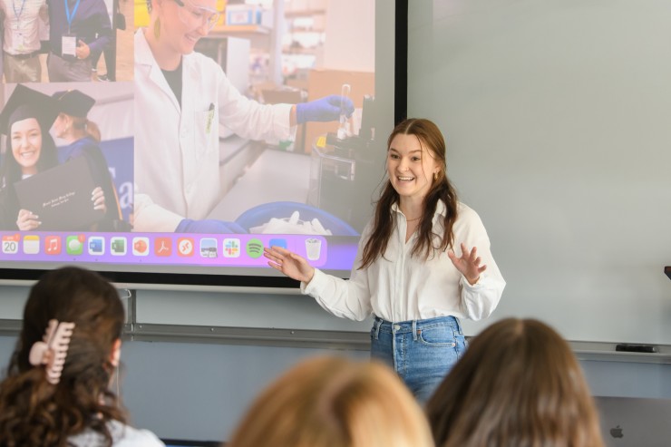 Mount alumna shares job experience at Dana-Farber Cancer Institute ...