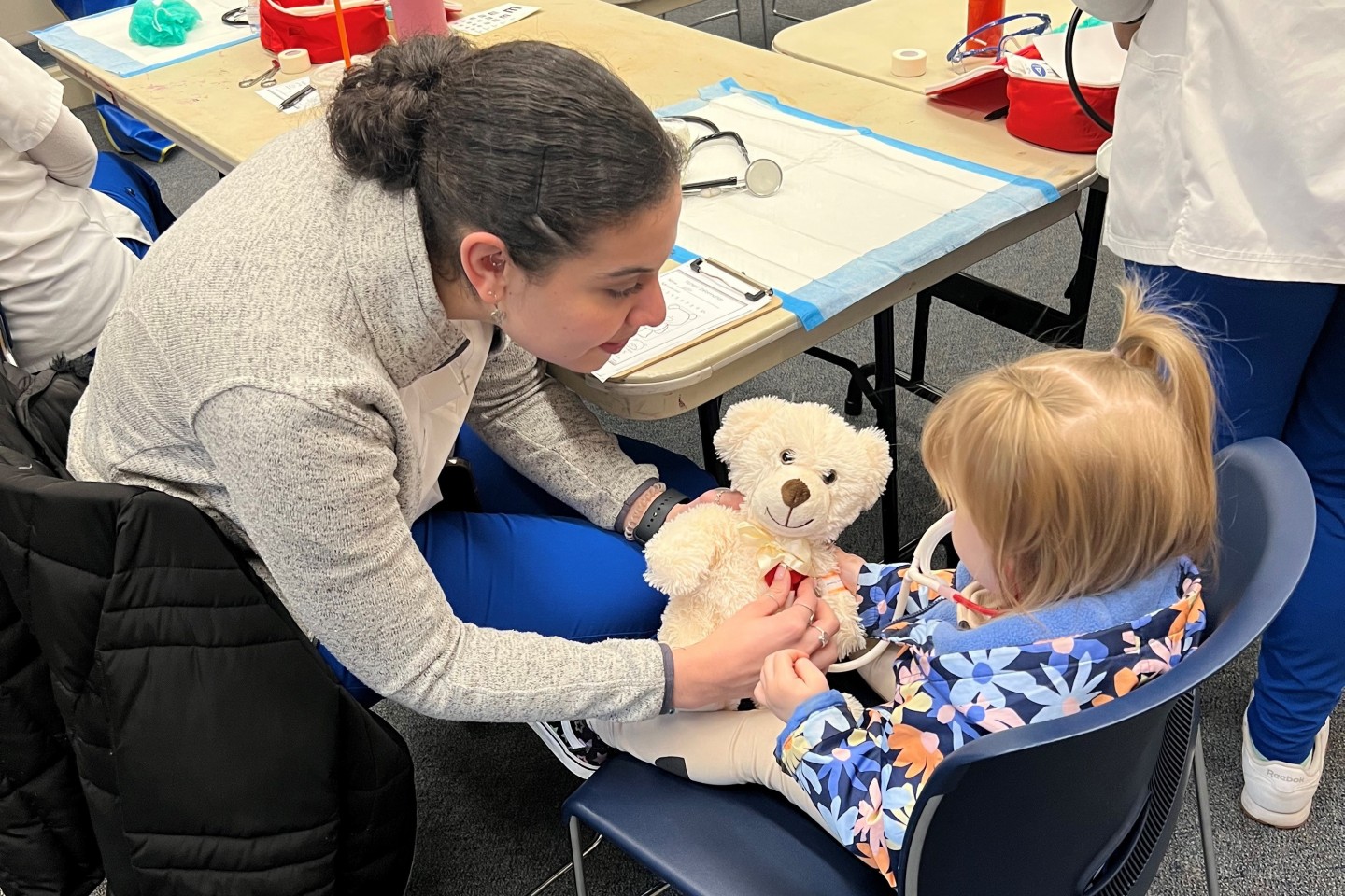 Children learn the ‘Bear’ necessities at Fuzzy Friends clinic | Mount ...
