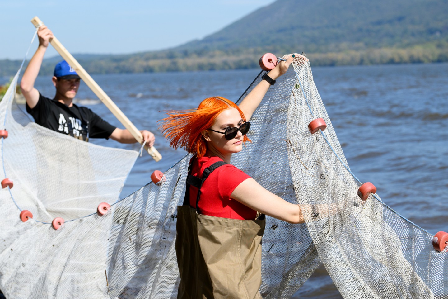 Mount Bio majors, San Miguel students study Hudson River | Mount Saint ...