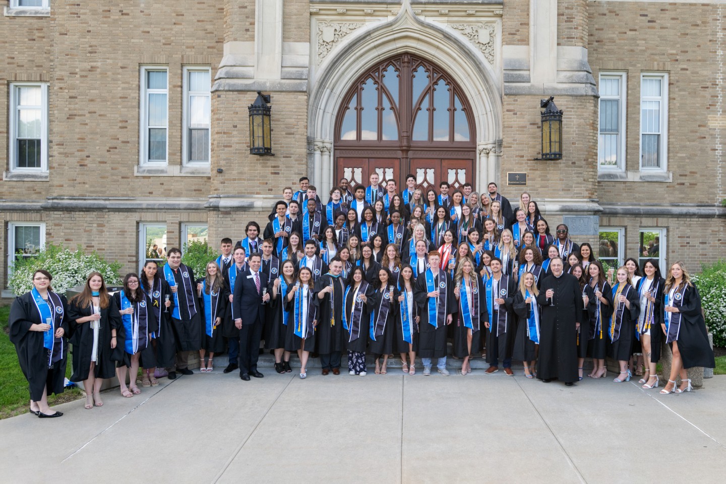 Cheers! Mount’s Class of 2025 shares a toast | Mount Saint Mary College