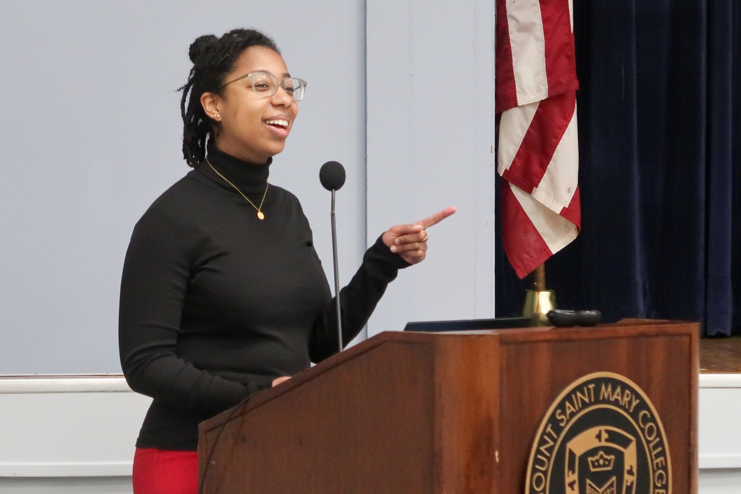 Author Chet’la Sebree delves into poetry, history at Mount talk | Mount ...