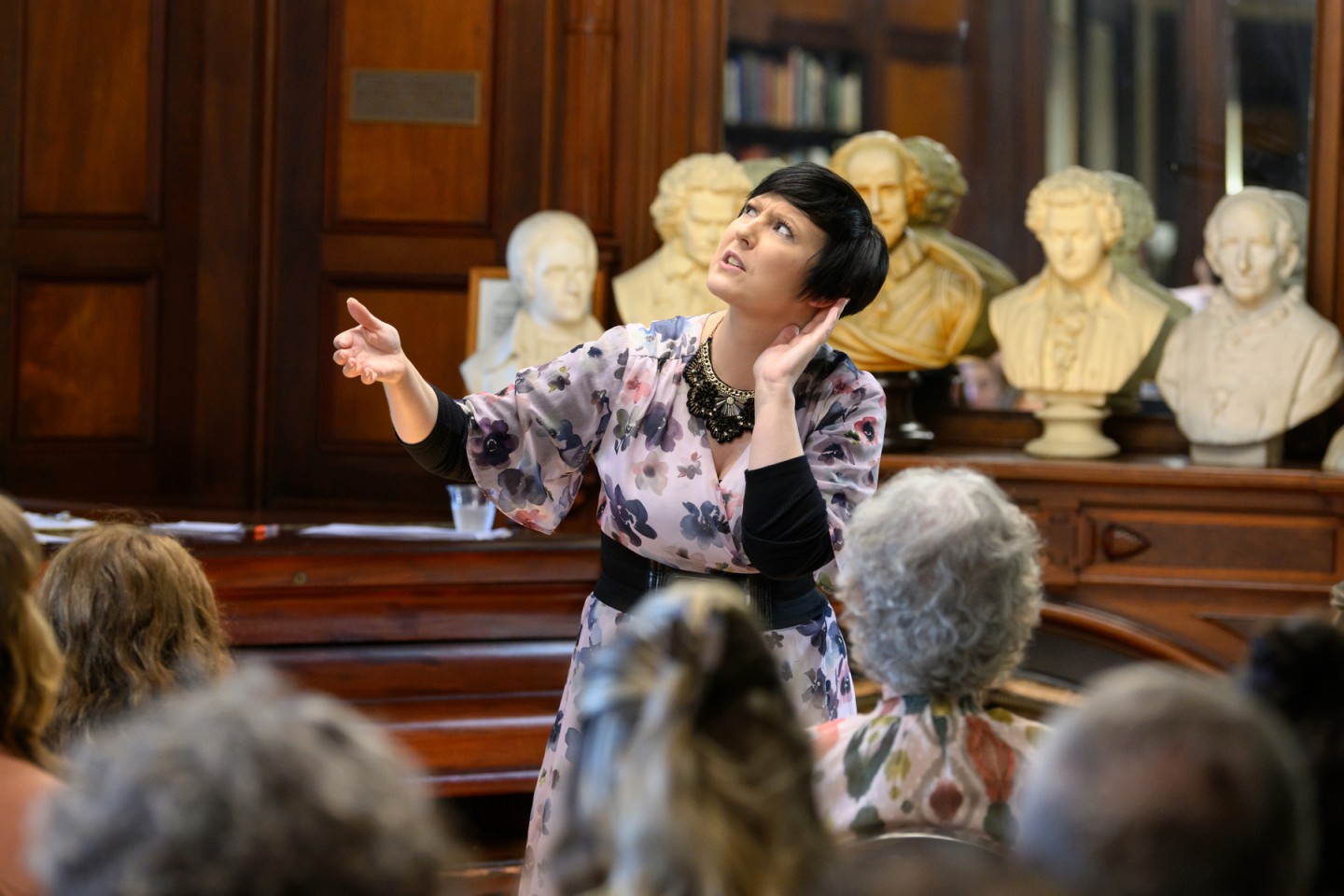 Ghosts and goblins: Irish storyteller spins spooky yarns at the Mount ...