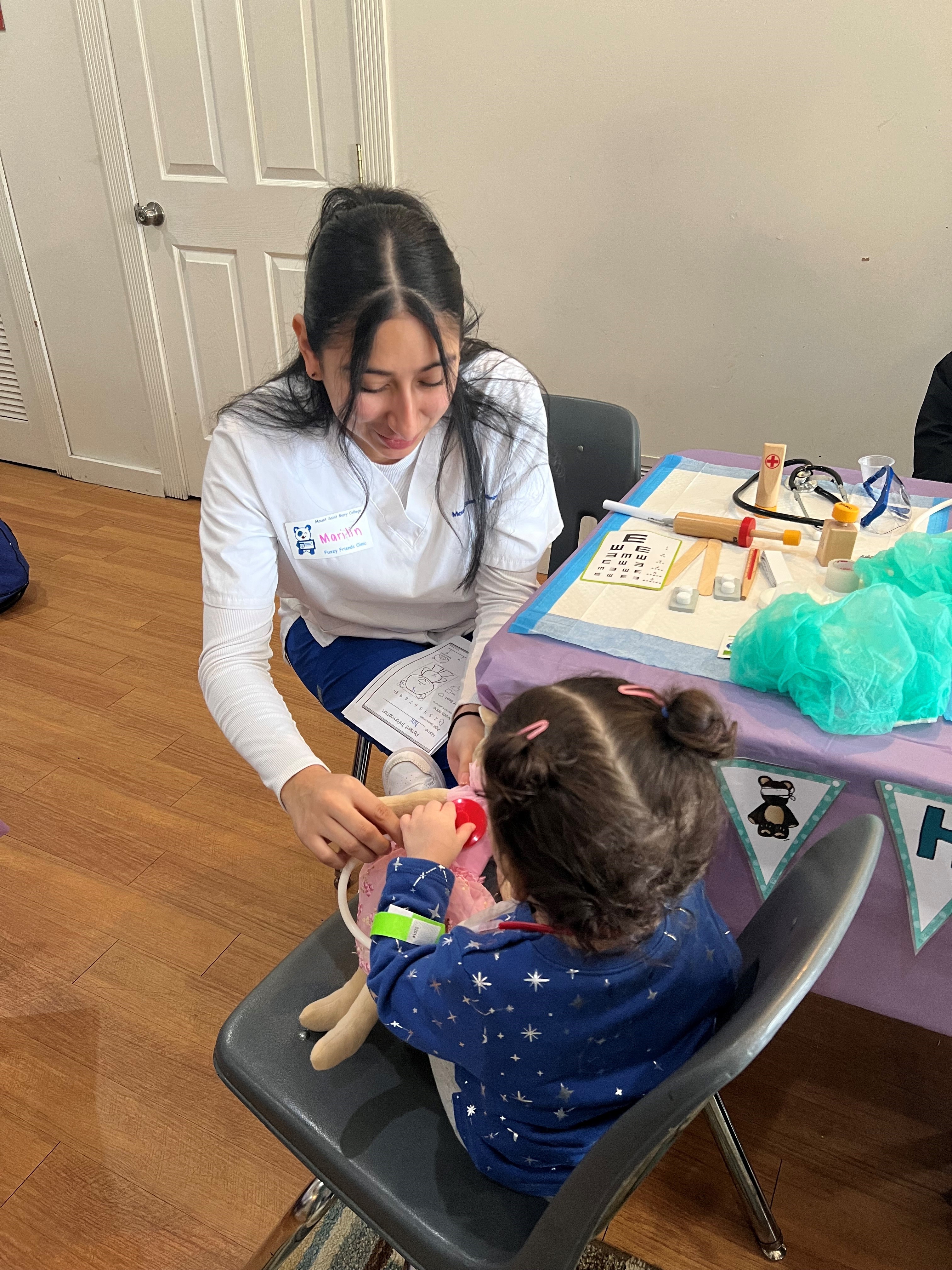 Care bears: Children see how doctors, nurses help at ‘Fuzzy Friends ...