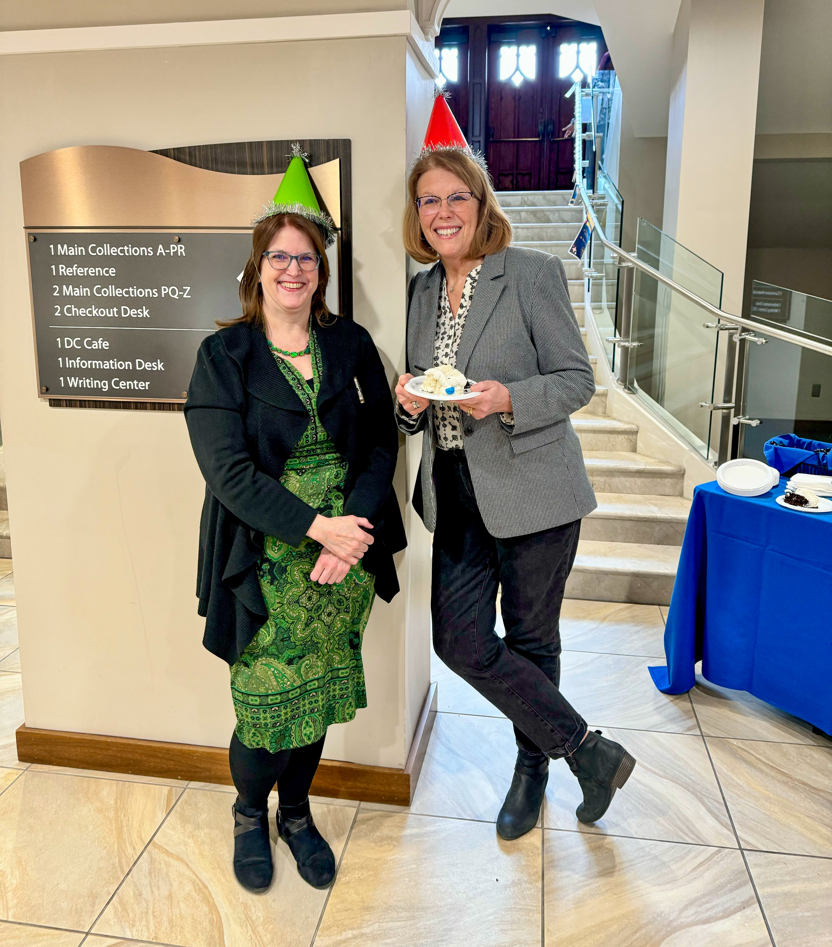 Mount celebrates a decade of learning in the Dominican Center library ...