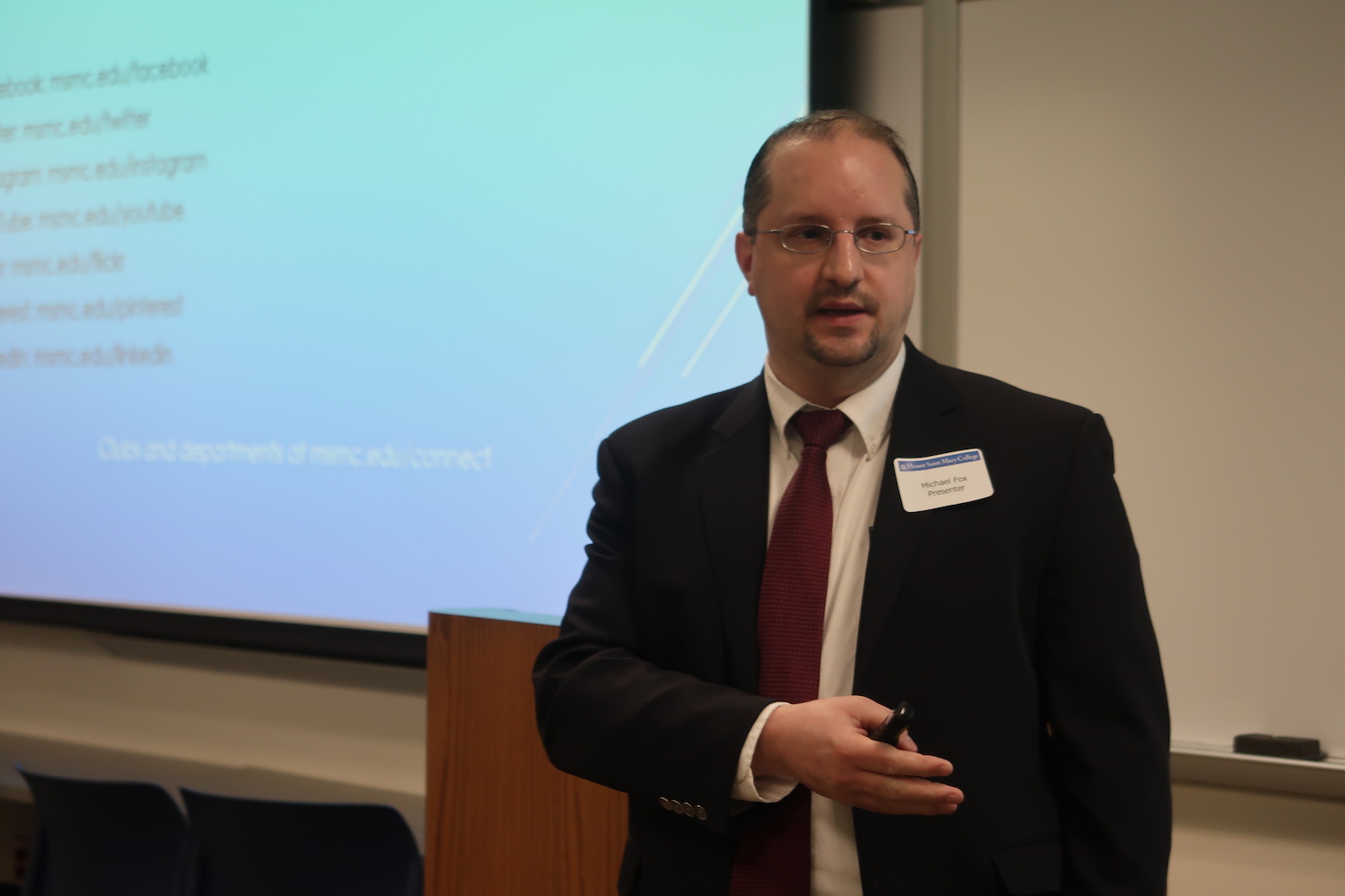 The business of teaching online: Mount professors embrace hybrid ...