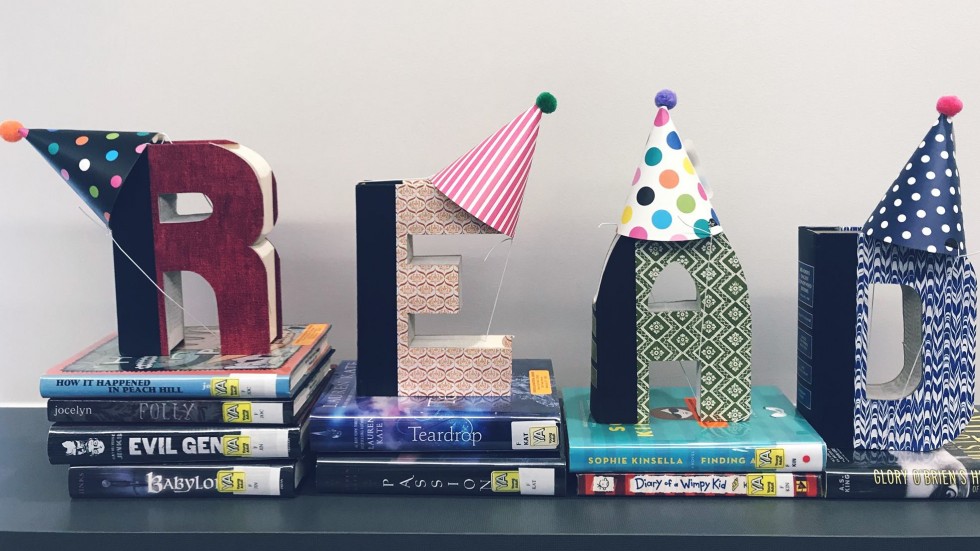 Books/eBooks/Media | Mount Saint Mary College